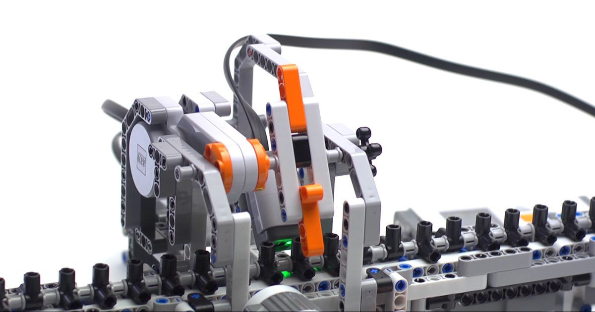 The LEGO Turing machine